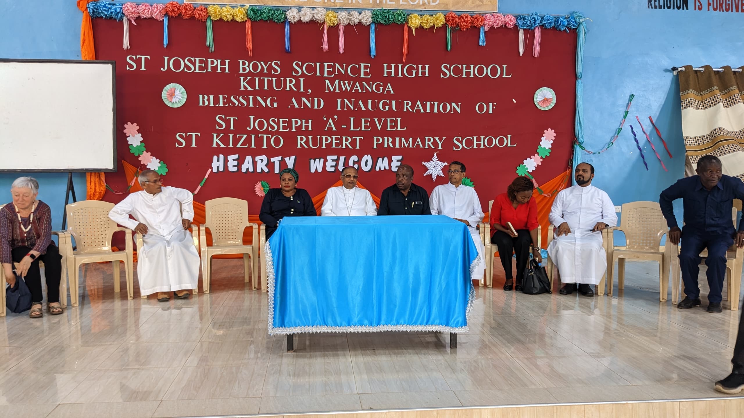 Home [stjosephsec.tz]